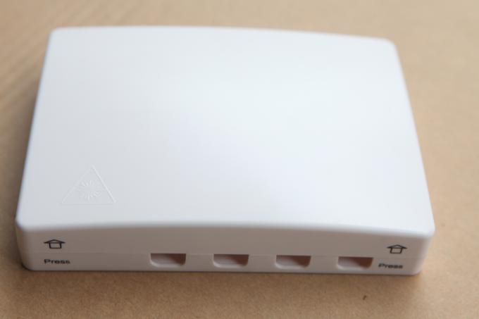 4 Port FTTH Optical Network Terminal Box Wall Mounted / Desktop Mounted
